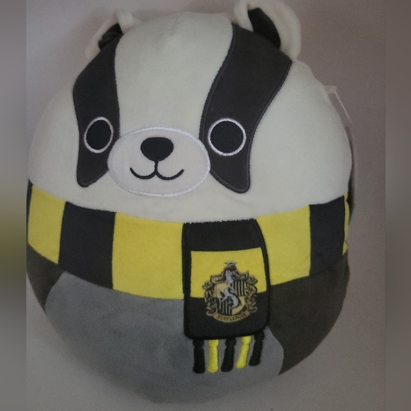 Squishmallows | Toys | Harry Potter Hufflepuff Badger Squishmallow 10 ...